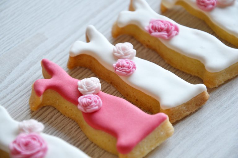 Shortbread Cookies with Sugar Icing - Tasted Stories