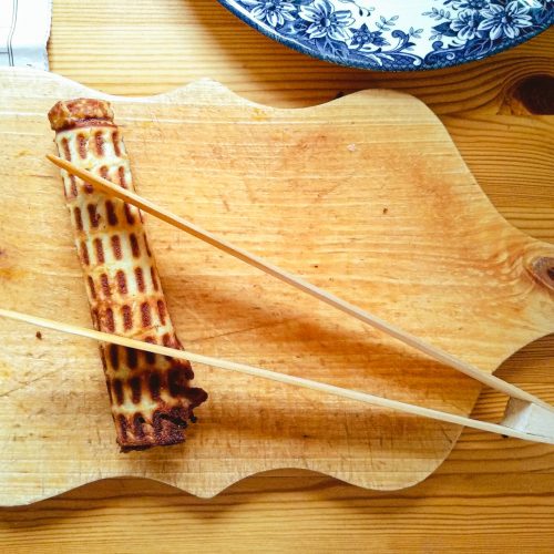 Crispy Lithuanian Waffles with Cinnamon - Tasted Stories